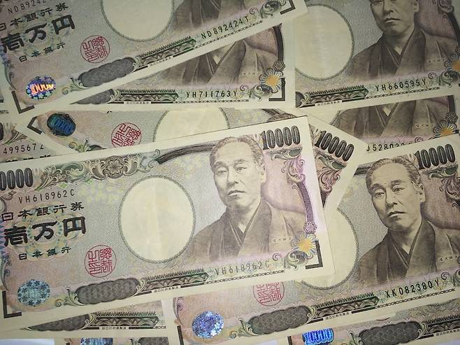 경기 침체 우려에높아지는 日 엔화 몸값