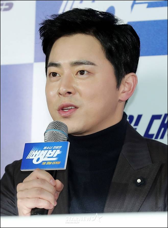 포토 조정석 색다른 악역 기대하세요