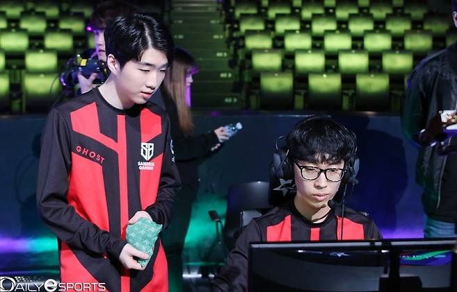 롤챔스 샌드박스 고스트 장용준 300p로 공동 2위mvp 순위