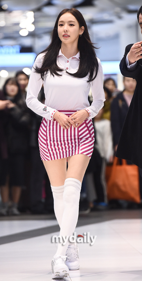Md화보 다리 길이 때문인가이다희 유난히 짧아보이는 치마