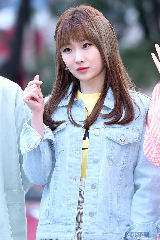 포토 공원소녀 서령 눈부신 미모에 시선강탈~