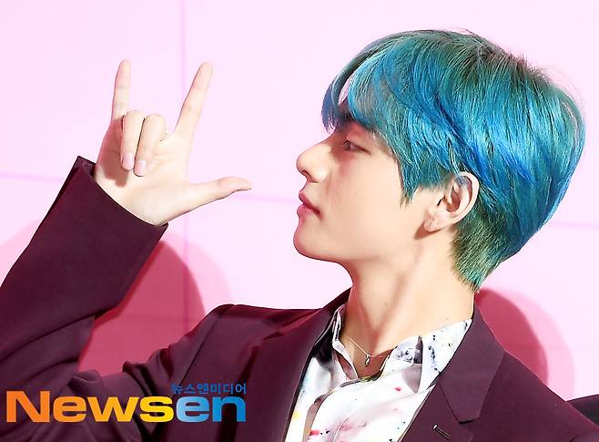 방탄소년단bts 뷔 옆모습도 조각 포토엔hd