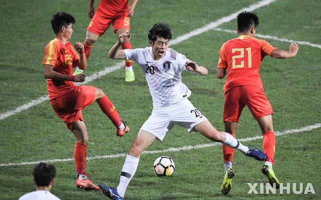 한국 U18 대표팀, 우승컵 태도 논란 '공식 사과'