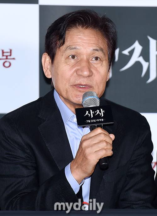 안성기 방구석1열 출연 62년 영화사→사자 다룬다