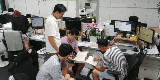 공무원 노잼룩은 옛말반바지·샌들이 여름 사무실 대세