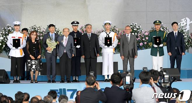 건국훈장 애국장 서훈 받은 독립유공자들