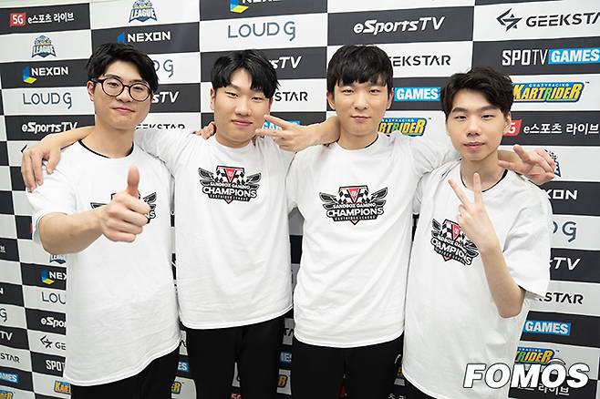 카트 리그 결승 2연패 달성 샌드박스 팀원 다 잘했다다음 시즌도 우승할 것