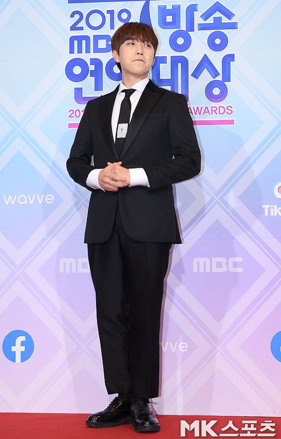 수트로 멋낸 B1A4 산들 [MBC 방송연예대상]