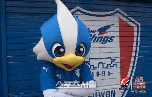 수원 마스코트 아길레온, 초대 K리그 마스코트 반장 당선