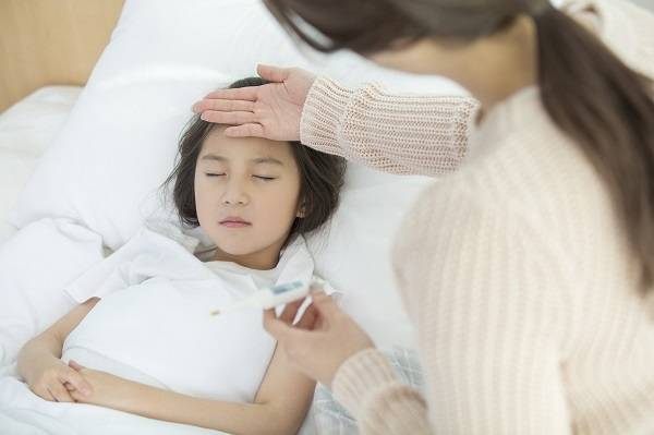 아이들에게 흔한 가와사끼병 단순 열감기로 오해 마세요