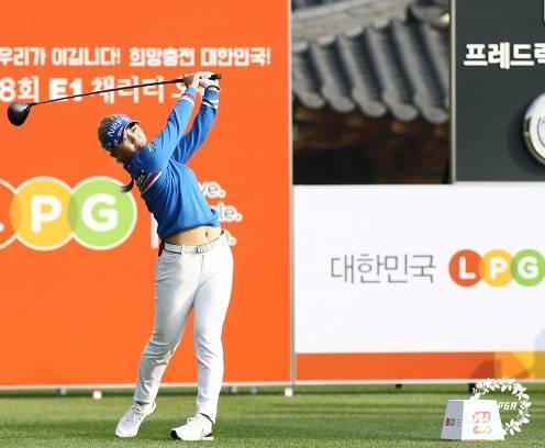 시메트라투어 기대주 홍예은 프로의 티샷 [KLPGA E1채리티오픈]