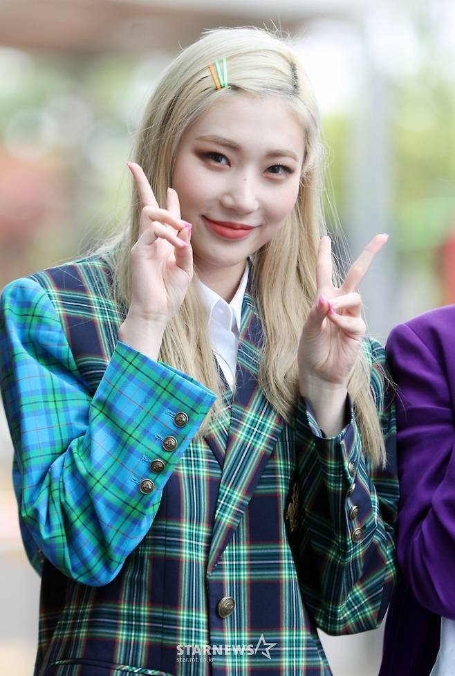 포토 시크릿넘버 진희 심쿵 눈맞춤