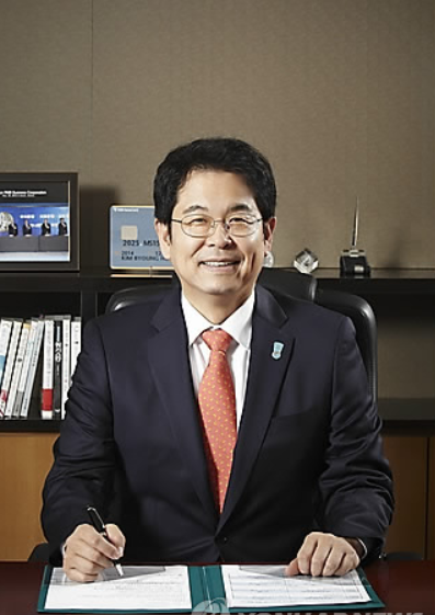 Kb금융 차기회장 후보 확정윤종규·이동철·허인·김병호