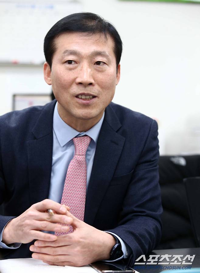 탁구행정 테크니션김택수 전무탁구 프로화 추진유승민 회장 최선 다해 도울것 진심인터뷰