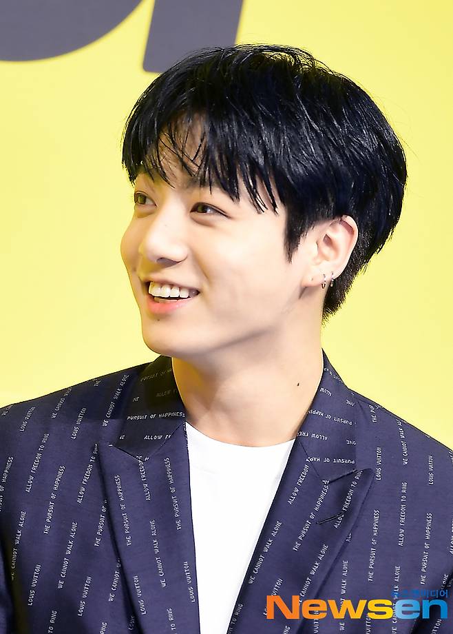 방탄소년단bts 정국 아미 심장 뛰게하는 눈웃음 포토엔hd