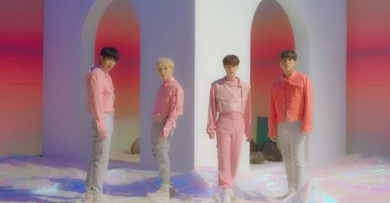 AB6IX, 유니버스 신곡 'GEMINI' MV 티저 공개..핑크빛 감성 예고