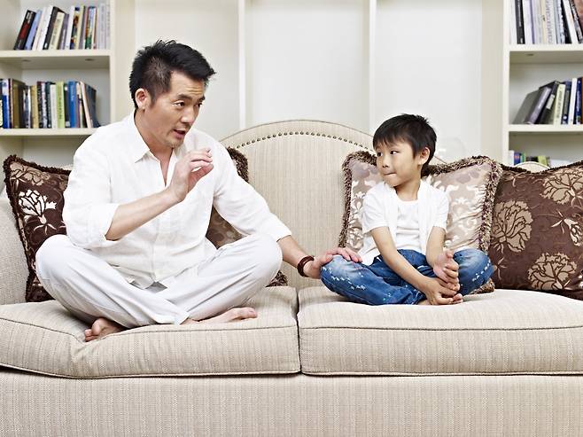 학부모 10명 중 3명 초등생 자녀와 대화 하루 30분도 못한다