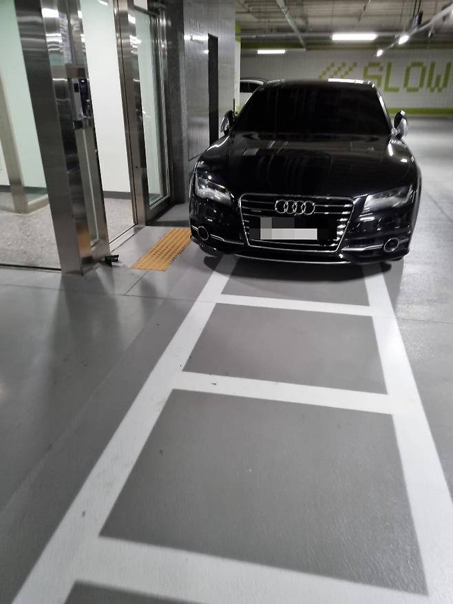 부평 아우디 무개념 주차 사진에진짜 이기적이다 반응 쏟아져