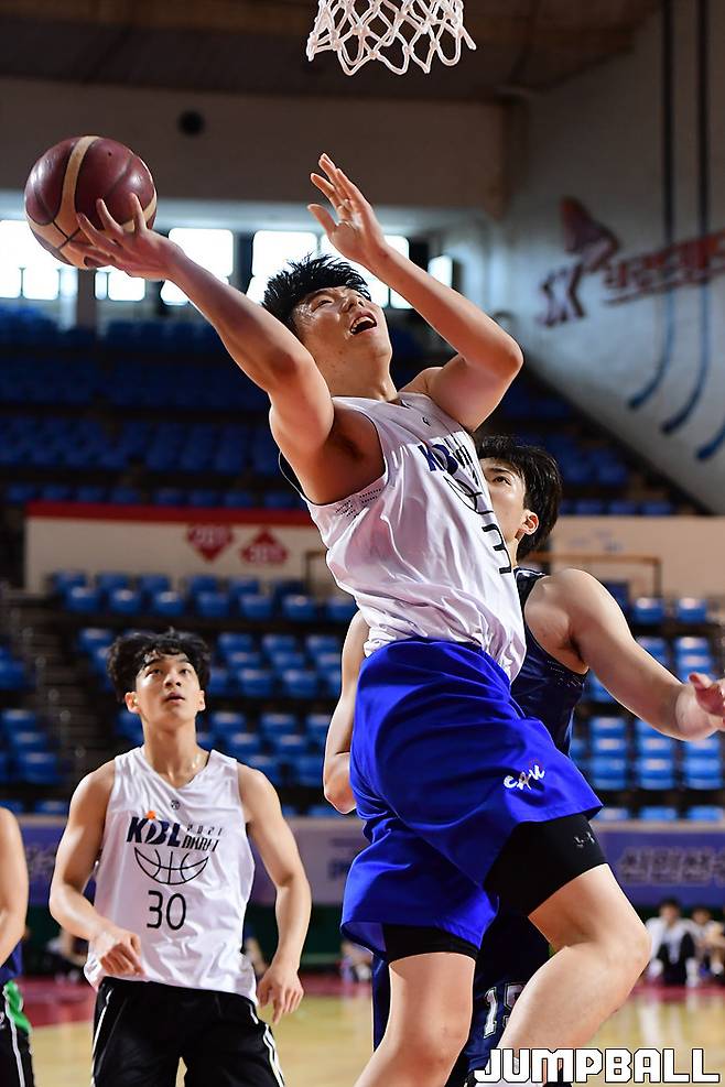 [JB포토] 2021 KBL 신인선수 트라이아웃, 중앙대 선상혁 '반드시 성공시킨다'