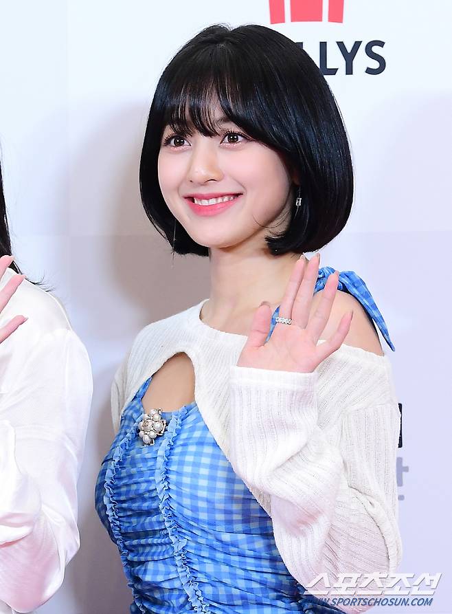 포토 트와이스 지효 단발머리 여신