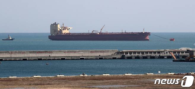 유엔 "SK에너지 경유 1만여톤, 불법 환적으로 北 유입"
