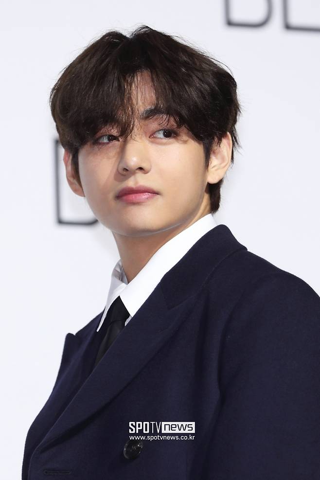 BTS V "Ten years of giving me up for the team...the beginning of a ...