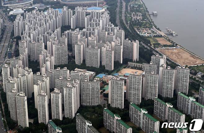 "원자잿값 같이 올랐는데"..KCC·LX하우시스 실적 희비 '왜?'