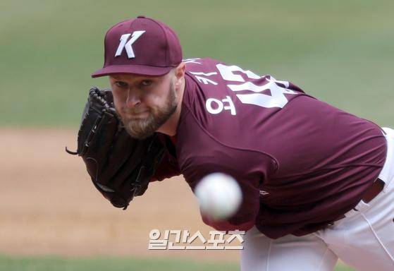 Is 잠실 요키시 Lg전 Qs내·외야 릴레이 실책 불구 저력 발휘