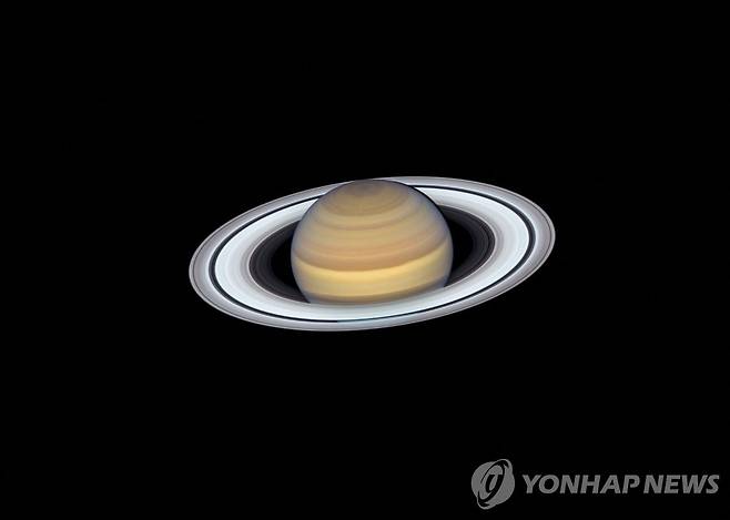 토성 고리 나이는 당초 예측보다 어렸다40억년→1억년