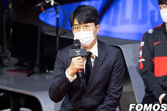 롤드컵 벵기 T1 배성웅 감독 감독직 부담 많이 된 것 사실