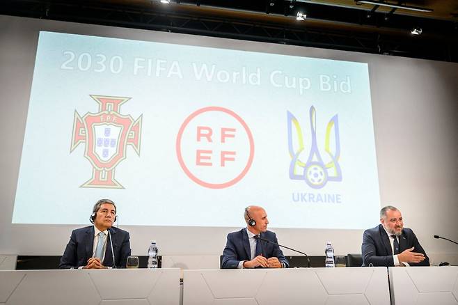 오피셜 전쟁 중인 우크라이나 2030 월드컵 유치 도전