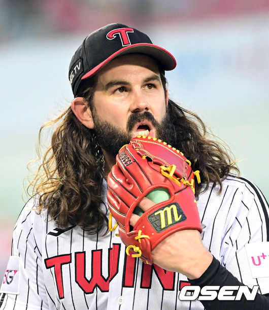 켈리도 민호도 뺐다..'역전 V실패' LG, 영건 선발로 남은 경기 소화 [오!쎈 광주]