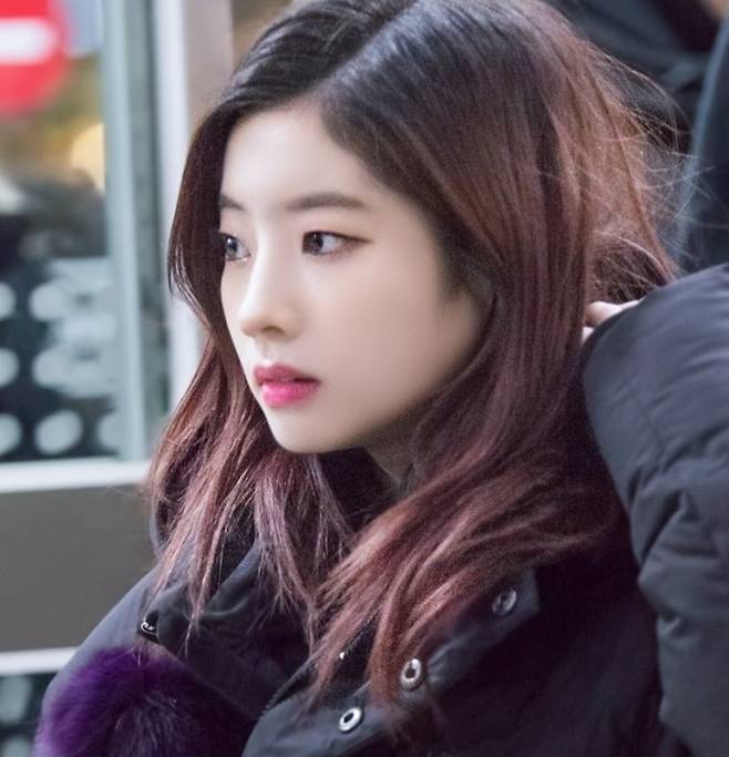 데뷔 시절부터 쭉 피부 뽀얗고 예쁘고 난리 났다는 쌩얼 여신 키노라이츠