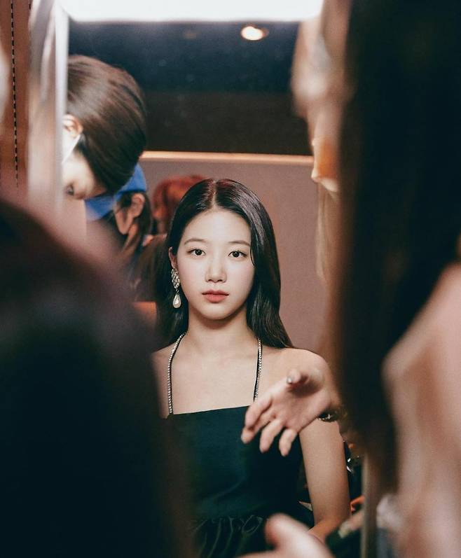요즘 여친짤 대세로 떠오른 르세라핌 카즈하 헤어핏