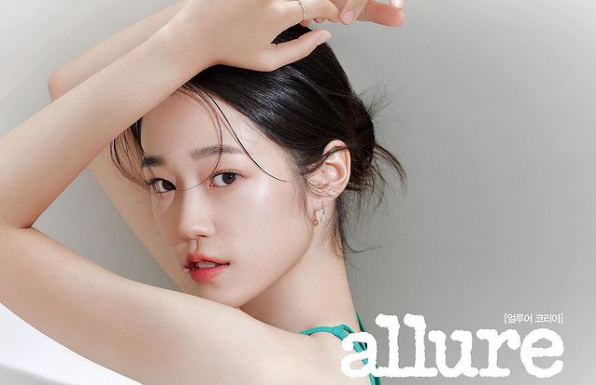 요즘 여친짤 대세 이분선화예고 출신 이대생 배우 노윤서 여친룩의 정석 스타일링 어썸클