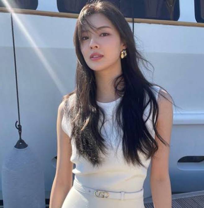 방송에서 호감 드러낸 9살 연상 선배와 연애 중이라는 여배우 키노라이츠
