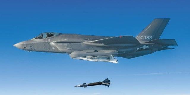 軍, F-35A 스텔스기로 첫 北폭격 훈련… 한미 편대 비행도