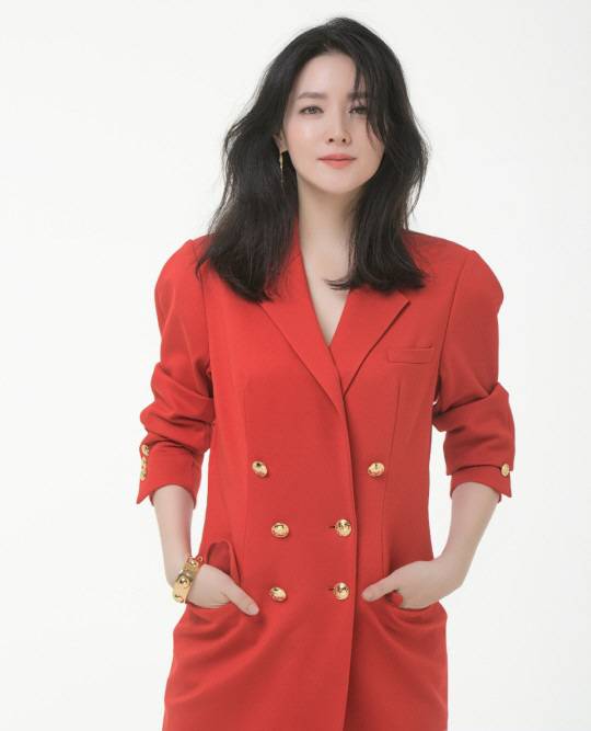 이영애 여성 지휘자된다차기작은 ‘마에스트라