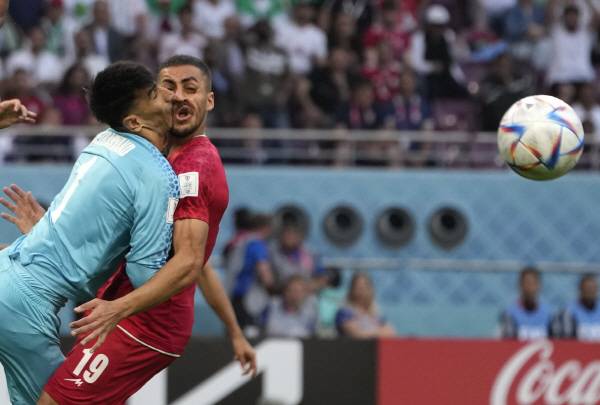 잉글랜드 이란 추가시간 24분 중동서 침대축구 못본다