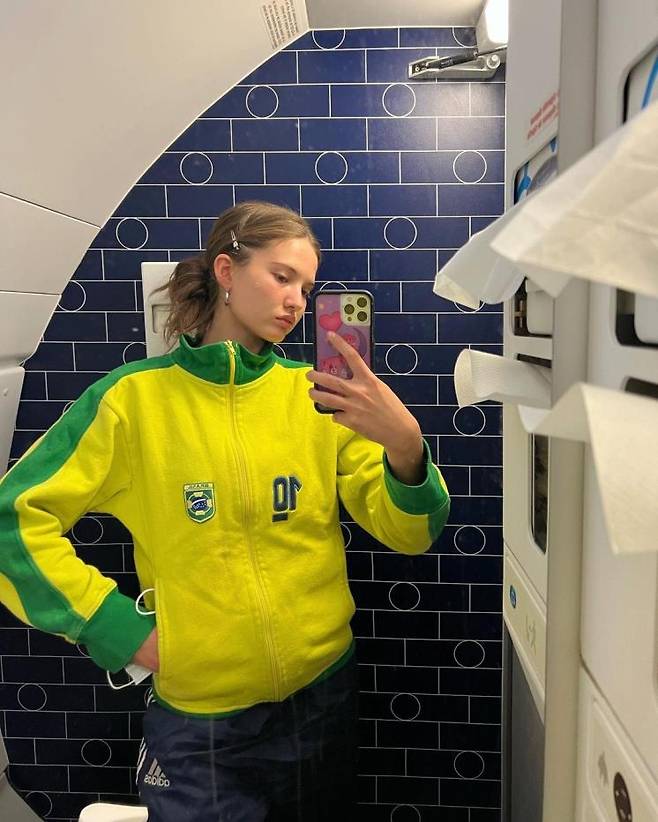 다시 돌아온 2000년대 감성 아이템 모음.zip