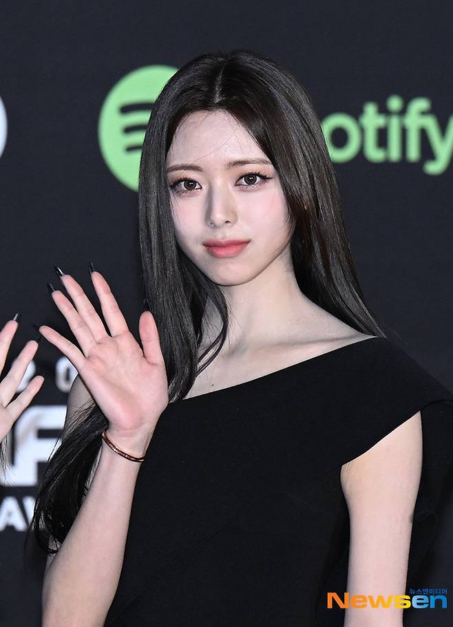 민지 장원영 유나 미연 Mama 둘째날 장식한 ‘4세대 걸그룹 비주얼 센터 격돌 포토엔hd 스토리