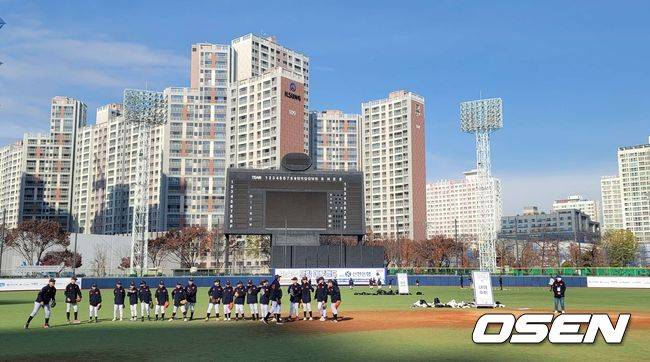 의리의 최강 몬스터즈 멤버, '야구의 성지' 대구시민야구장에 모인 이유는