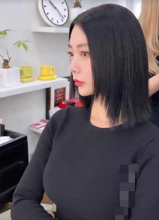 클라라 이렇게나 말랐는데 몸매는 글래머미모까지 다 가졌네