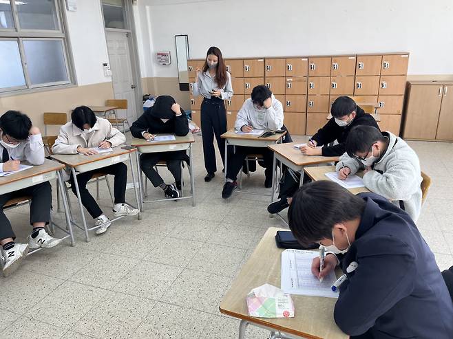 꿈을 향한 교육 전자신문 인천정보과학고 2022년 중소기업 이해연수 교육 프로그램 실시