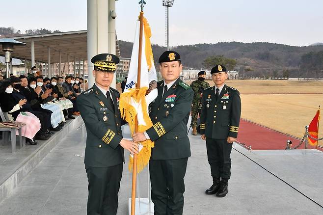 신임 육군특수전사령관에 손식 중장 취임