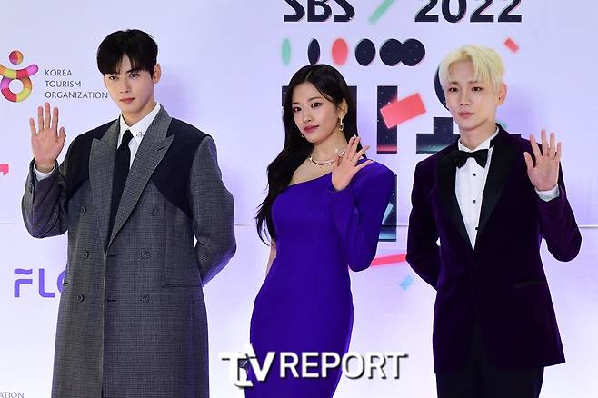 T포토 차은우 안유진 키 가요대전 Mc들