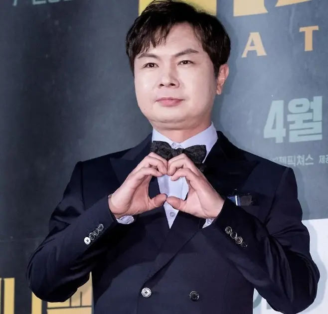 영화배우가 314명 가입한 본인 팬카페에서 강제 퇴출된 이유 뉴스에이드