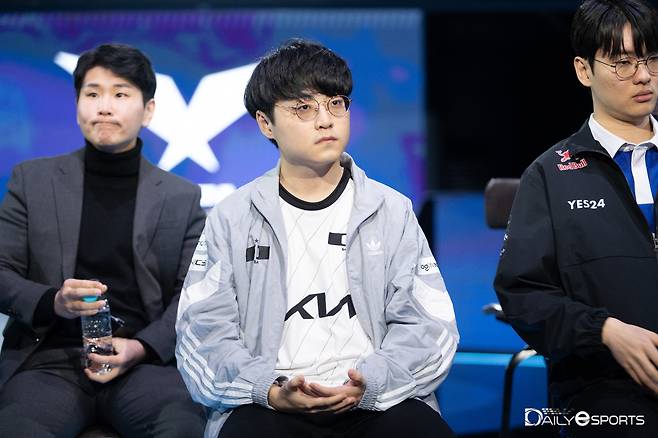 포토 쇼메이커 허수 미디어데이에 왔어요