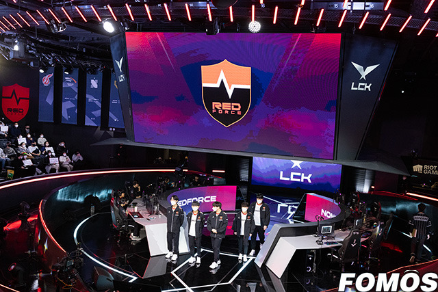 Lck 매 경기 놀라움 선사하는 농심 Drx 잡고 첫 승리종합