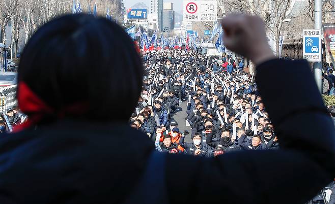 포스코지회 탈퇴 막은 민노총 금속노조 고용부 규약 시정명령 추진